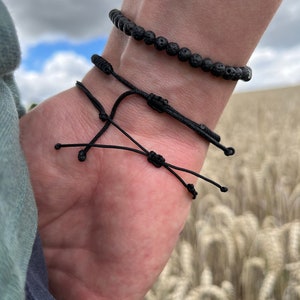 Bracelets Sets With Beads, String and Lucky Knot Bracelet, Black/red ...