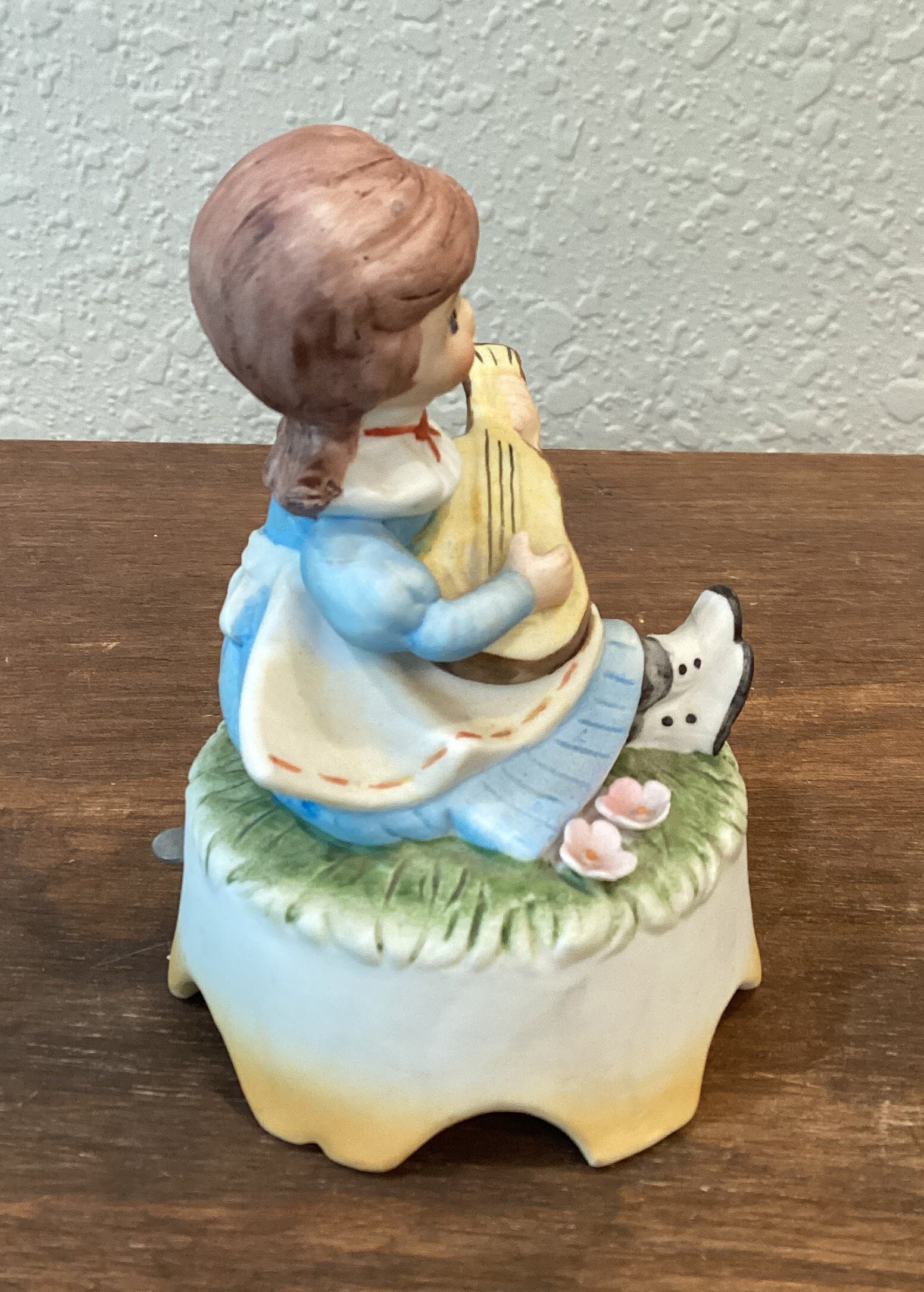 Vintage Lefton Little Girl Figurine Music Box - Etsy