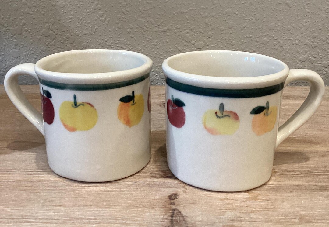 Vintage Pair of Hartstone Pottery Mugs - Etsy