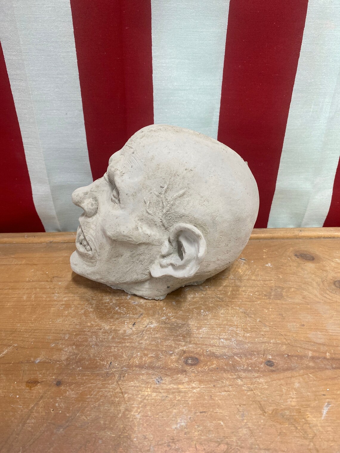 6” Vampire Head Concrete Statue - Etsy