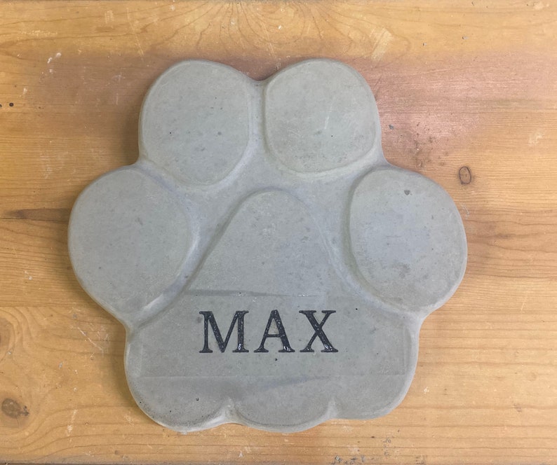 Custom Stepping Stone Paw Print | Etsy