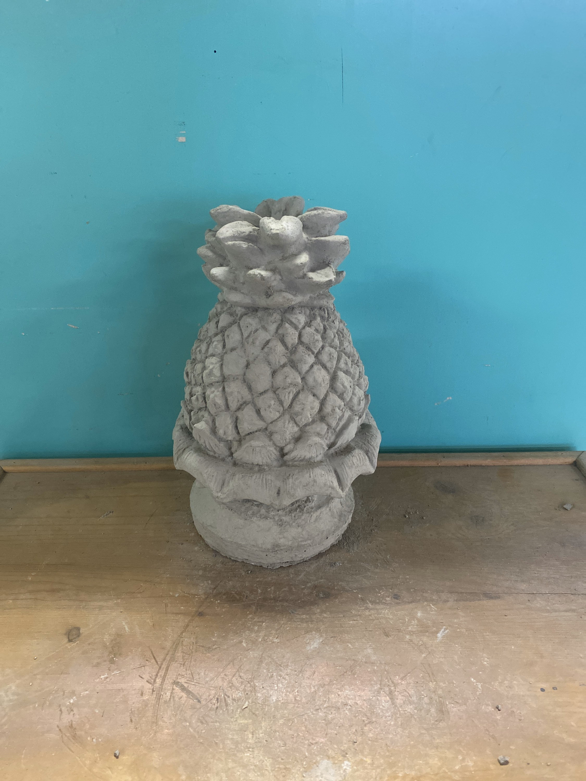 11” pineapple concrete statue