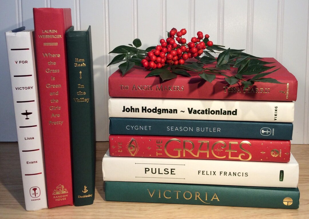 Christmas Book Decor Stack: Holiday Decorative Book Bundle, Set of 9 - Etsy