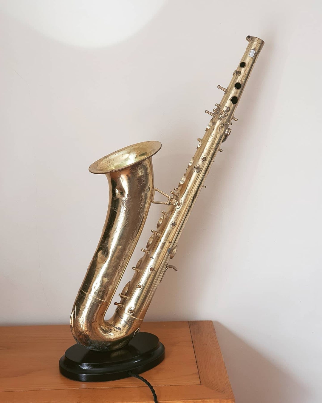 Tenor Saxophone Uplamp With Black Base, Vintage, Gold, Upcycled - Etsy