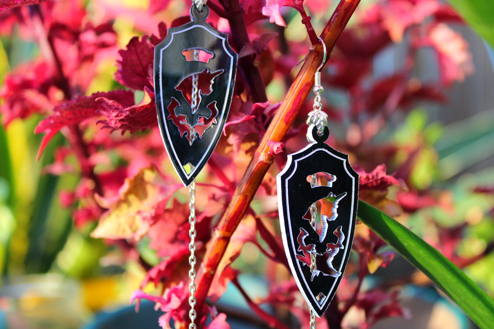 FFXIV Haurchefant / Fortempts Black and Pastel Pink Shield - Etsy