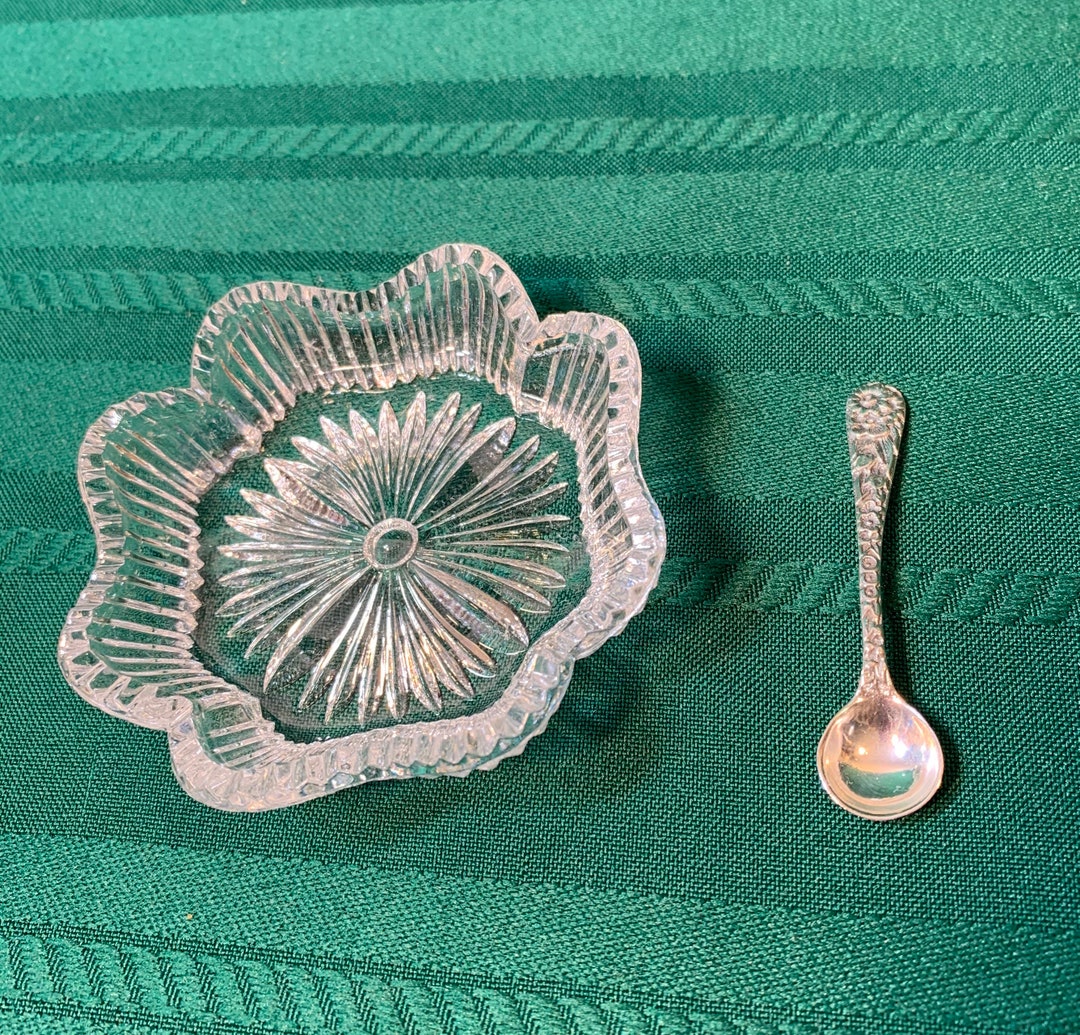 Vintage Crystal Clover Shaped Salt Cellar With Sterling Spoon - Etsy
