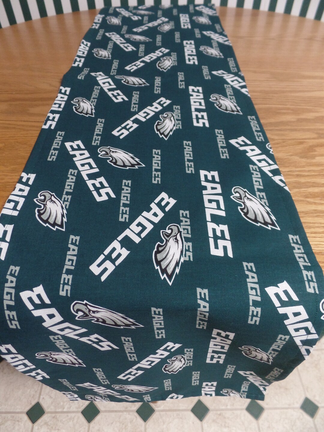 Philadelphia Eagles Table Runner: NFL Green Cotton Handmade Decor - Etsy