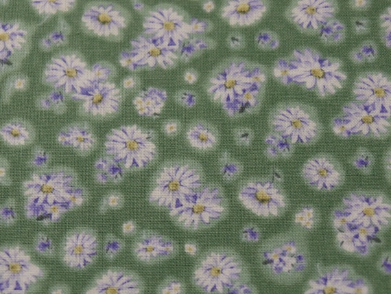 Fabri-quilt Inc. Fabric Called Day Lilies White Daisy | Etsy