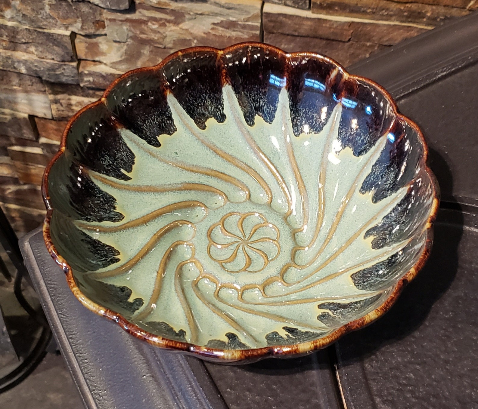 Medium Size Decorative Textured Pottery Bowl Swirl Pattern - Etsy