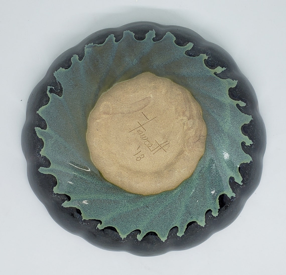 Medium Size Decorative Textured Pottery Bowl Swirl Pattern | Etsy