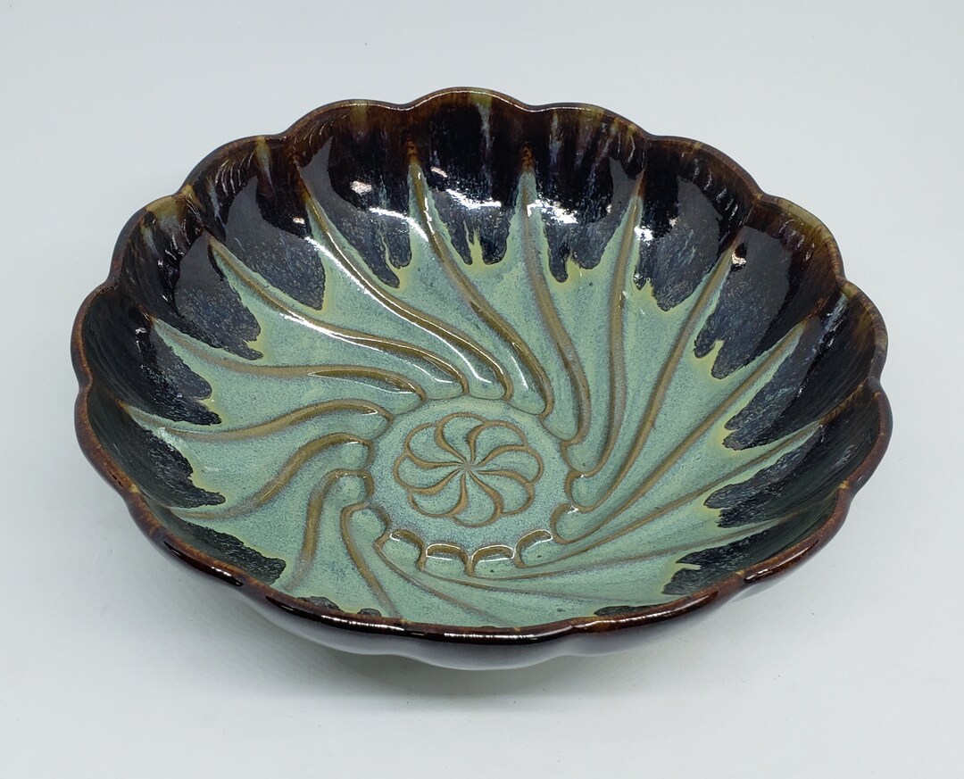 Medium Size Decorative Textured Pottery Bowl - Swirl Pattern Functional ...