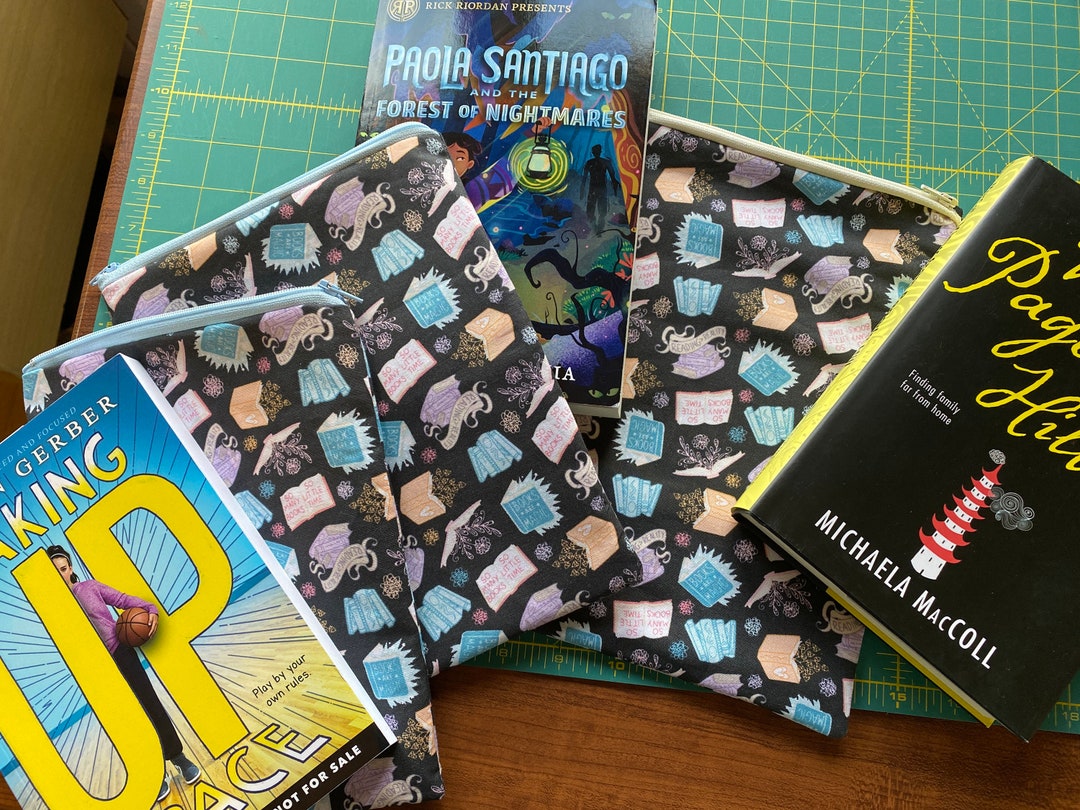 So Many Books so Little Time Zippered Book Bag - Etsy