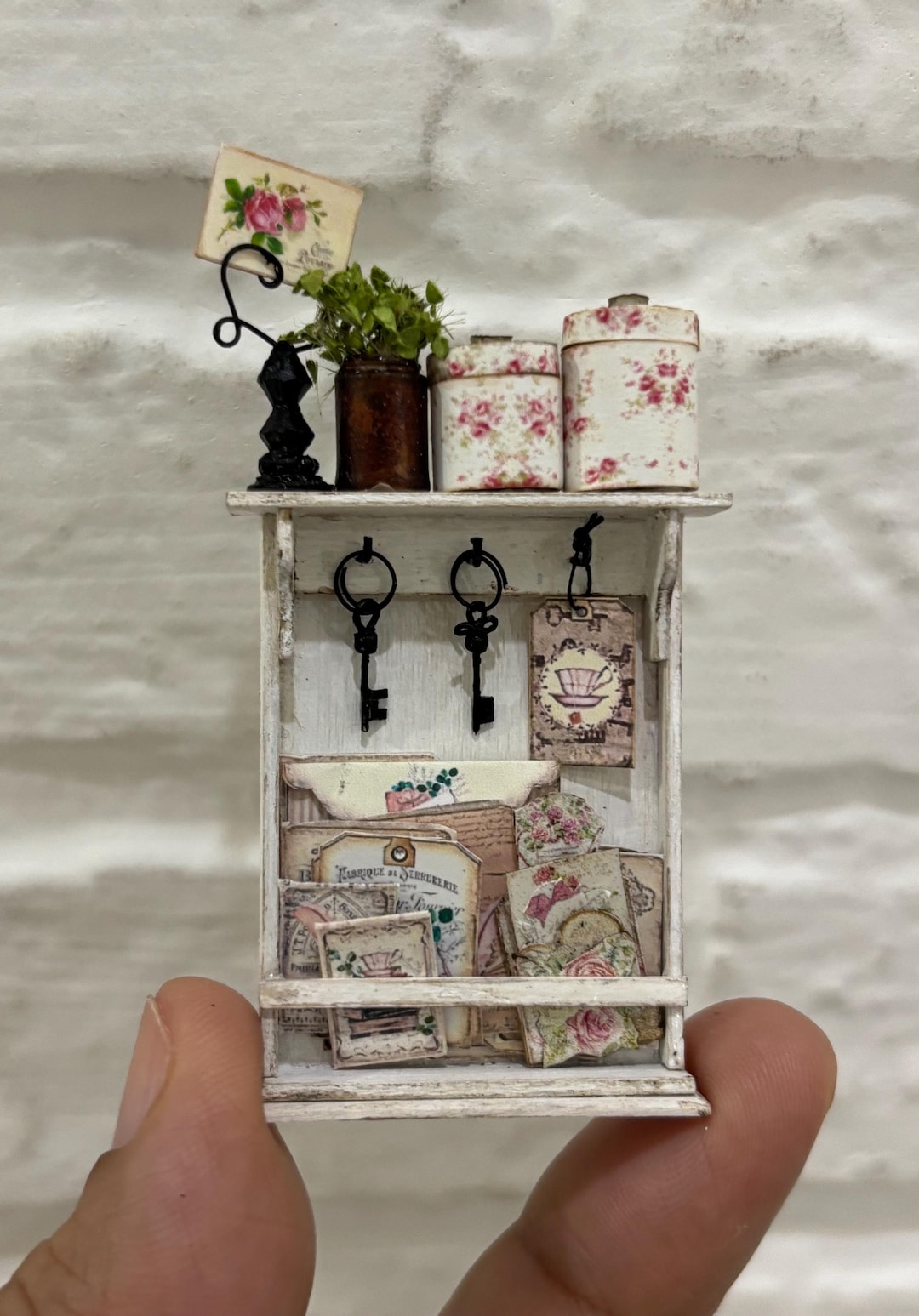 Miniature Key Holder Set 1:12 Scale - RESERVED for Diane32277 - Etsy