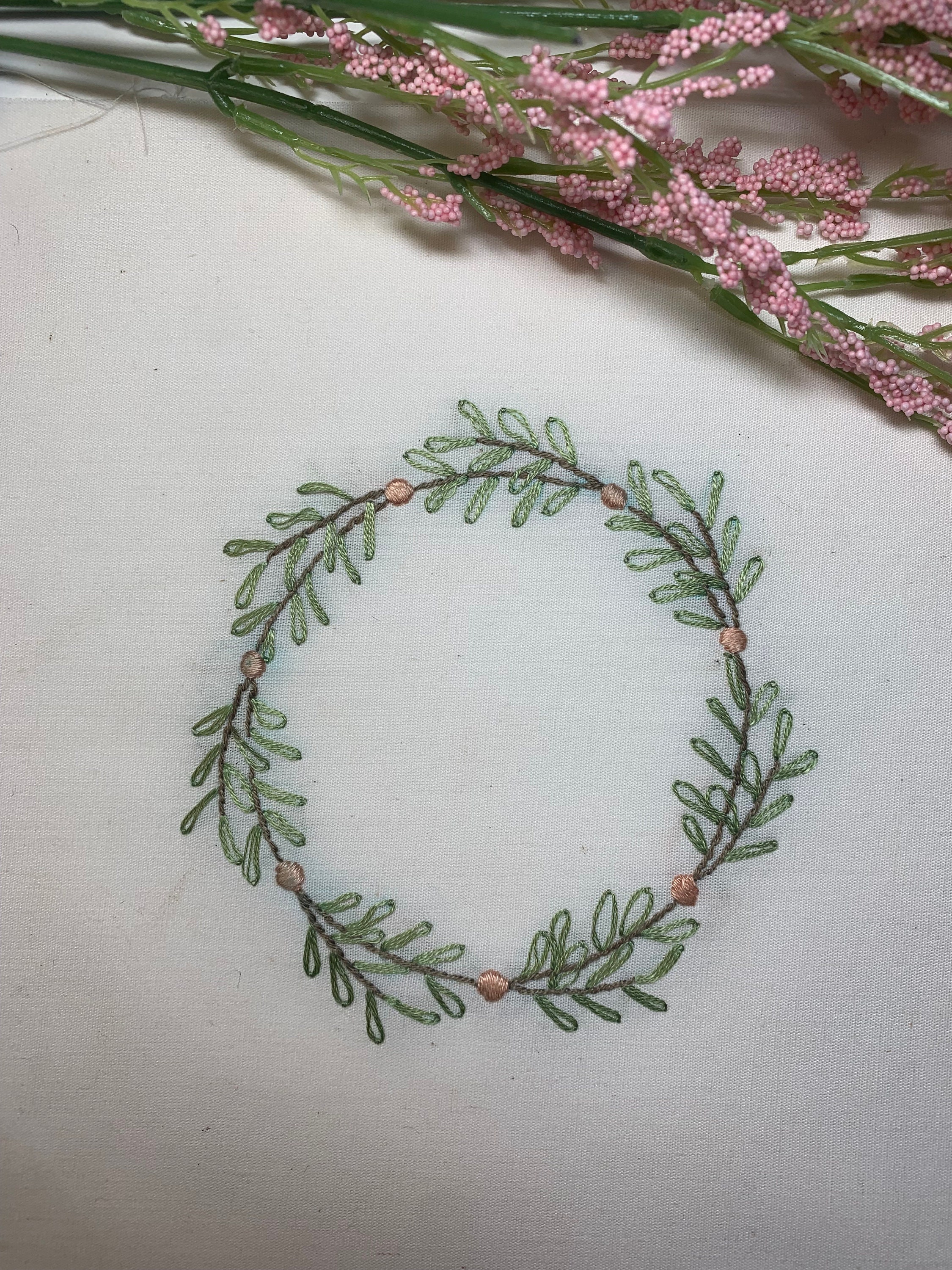 Traditional Hand Embroidered Christmas Wreath Pattern Instant PDF Download With Full Stitch ...