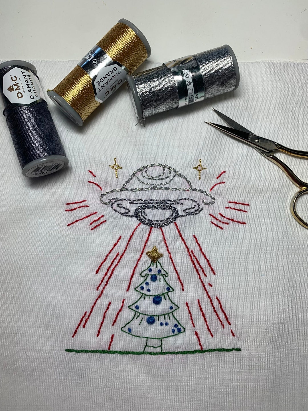 Stellar Space Christmas Hand Embroidery Pattern - Modern UFO Spaceship ...