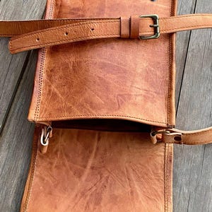 10-inch Leather Book Bag | Padded Notebook Compartments | Adjustable ...