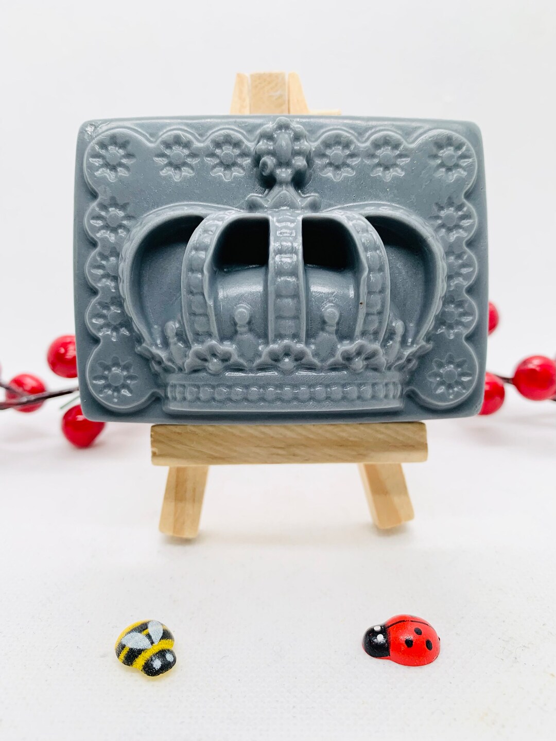 Crown Gift queen Gift / King Gift / Royal Crown Vegan Soap 100g ...