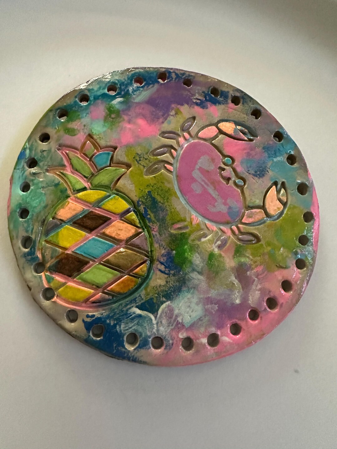 Hand Made Crabby/pineapple Colorful Pine Straw/needles Centerpiece ...