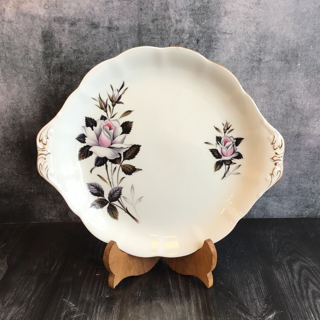 Vintage Royal Albert Bone China Queen's Messenger Cake / Sandwich Plate ...