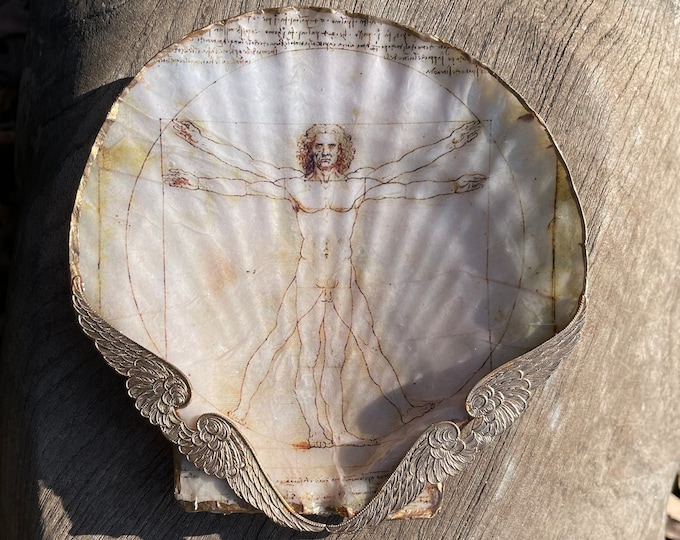 Leonardo Da Vinci, Leonardo, Da Vinci, Shell Art, Decoupage Shell Dish ...