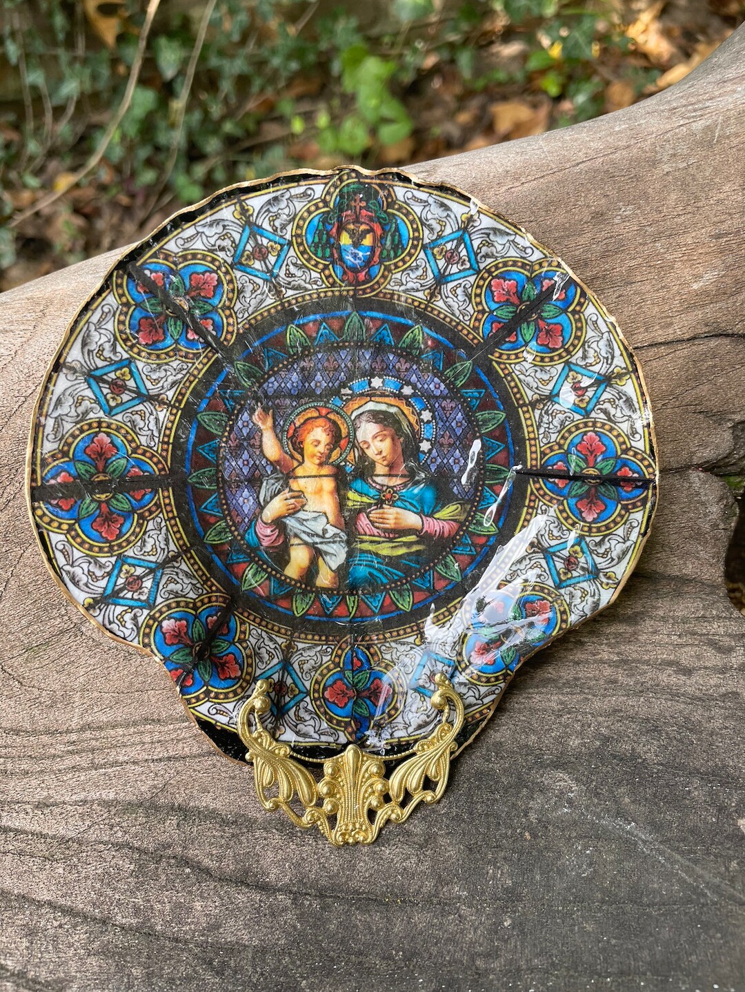 Decoupage Saint Mary Shell: Holy Mother and Child, Gold Flakes - Etsy