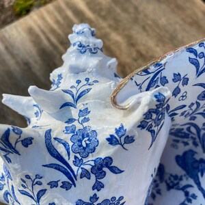 Large Seashell, Chinoiserie, Blue and White, White and Blue, Decorative ...