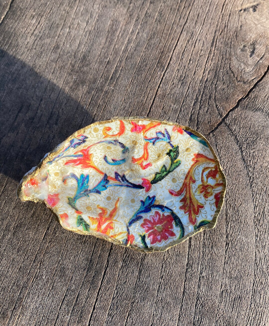 Trinket Dish, Oyster Decoupaged Shell, Decoupage Shell, Decoupage Art, Oyster Shell, Shell ...