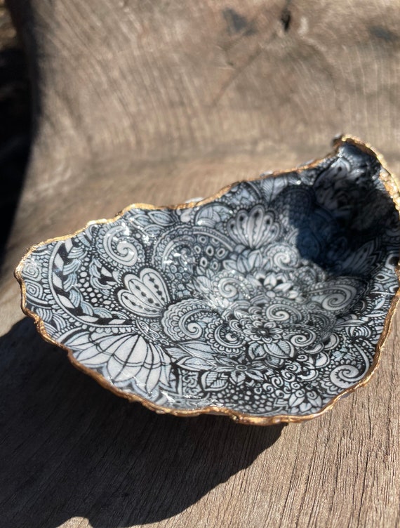 Oyster Shells Oysters Decoupage Shell Black and White - Etsy