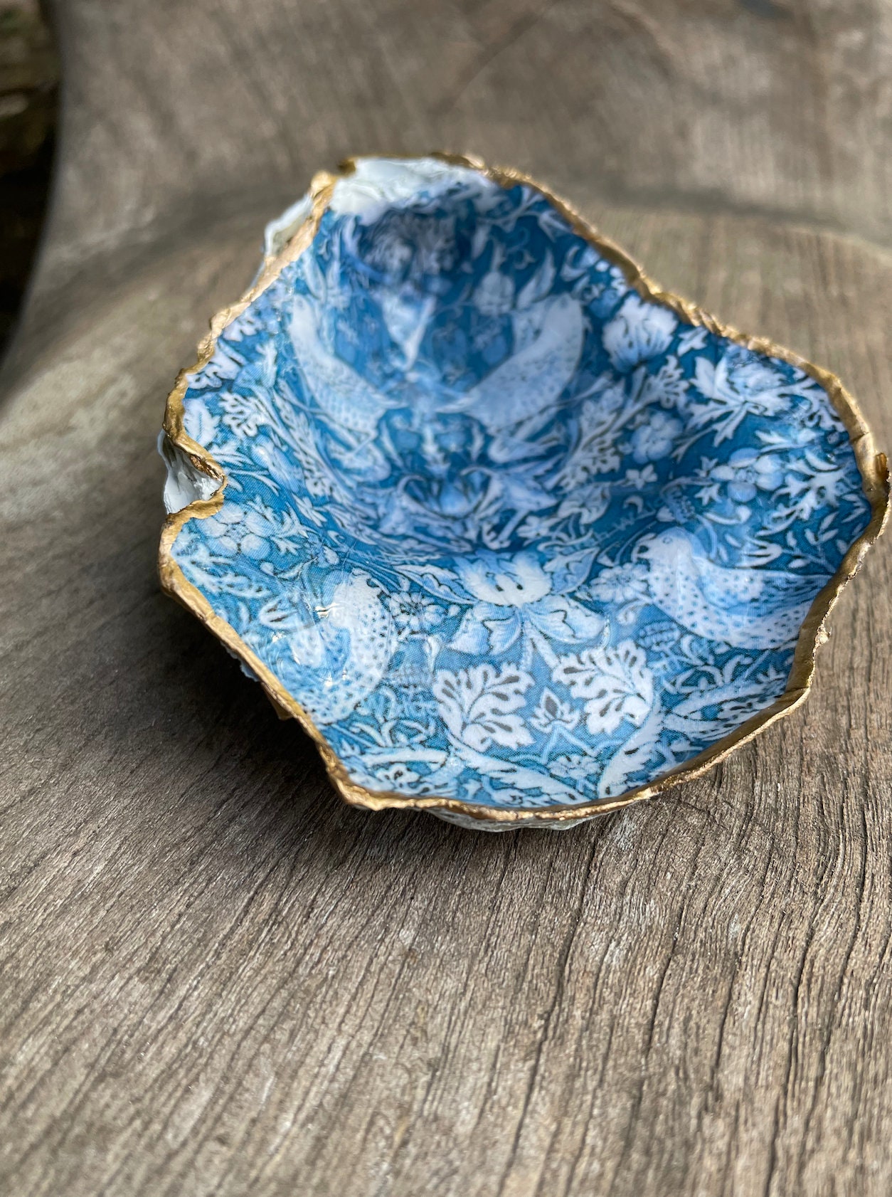 Blue and White Oyster Shell Dish Wedding Favors Victorian - Etsy