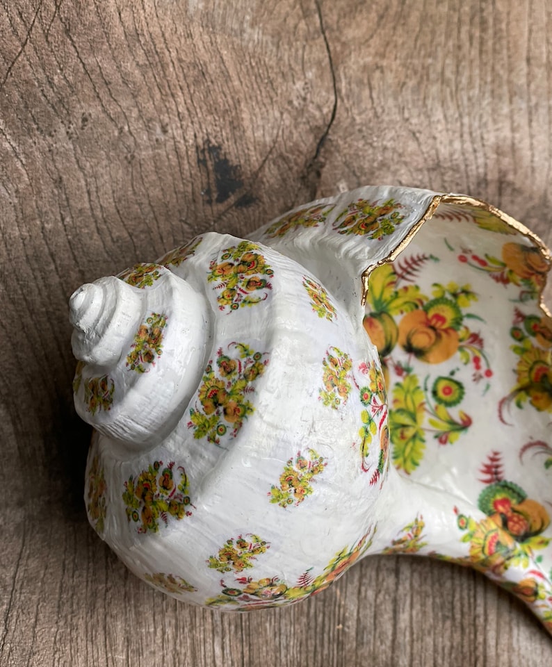 Decoupage Shell Floral Folk Pattern Gift for a Friend - Etsy