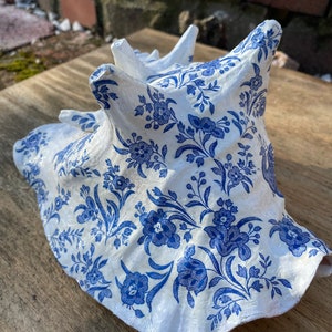 Large Seashell, Chinoiserie, Blue and White, White and Blue, Decorative ...
