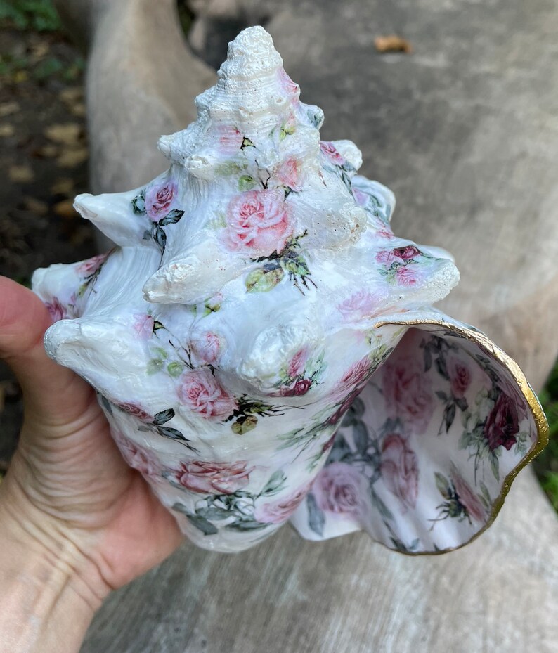 Handmade Decoupage Conch Shell: Victorian Rose Decor With Gold Flakes ...