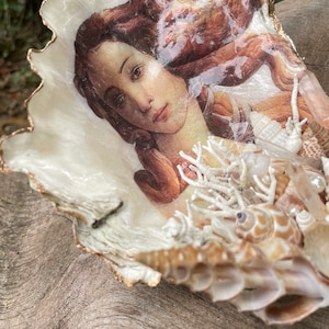 Birth of Venus Decoupage Oyster Shell Art: Greek Goddess Decor - Etsy