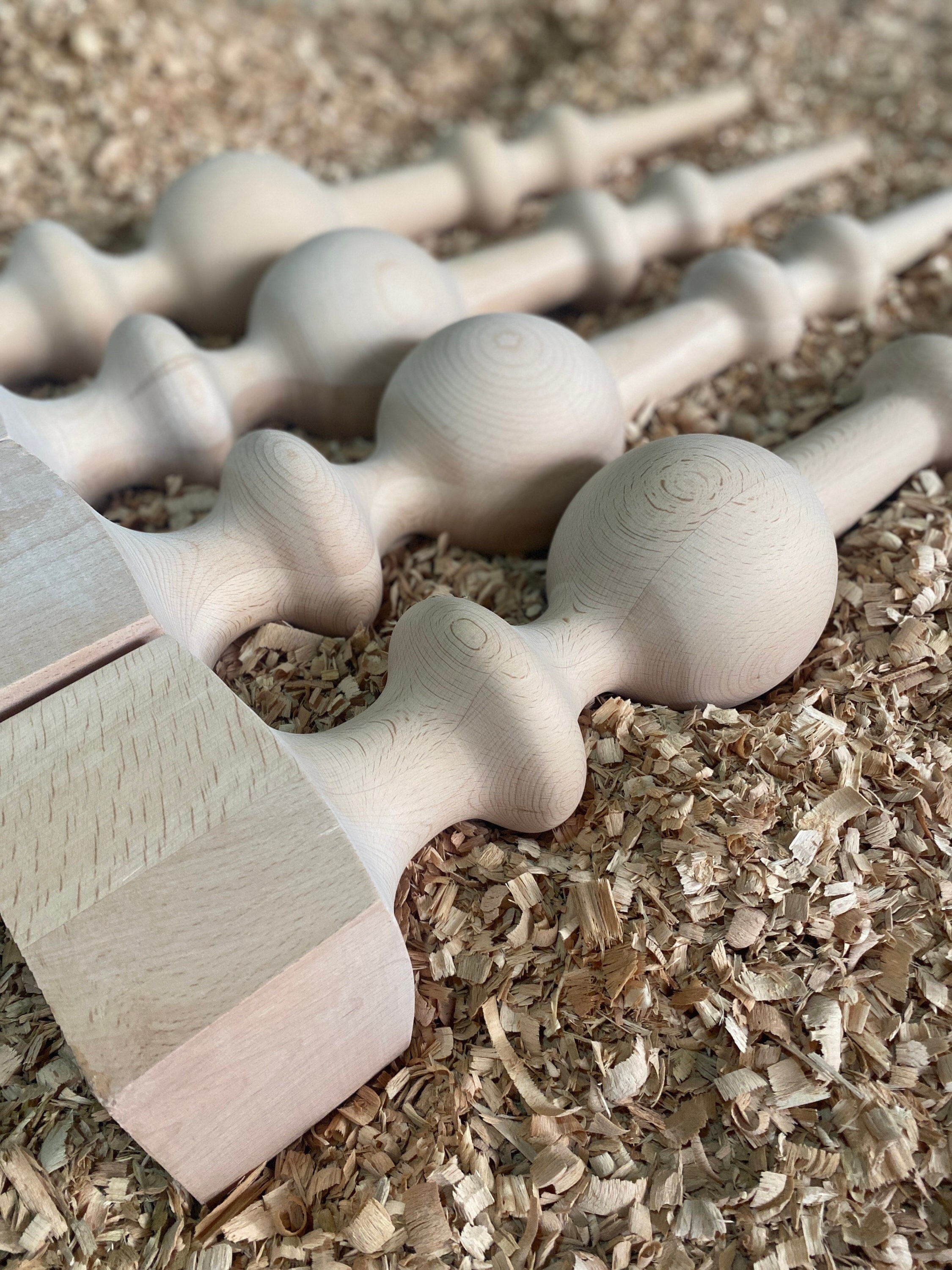 Dickes Bauernhaus Tischbein Design, ausgefallenes Design, Holzbein ...