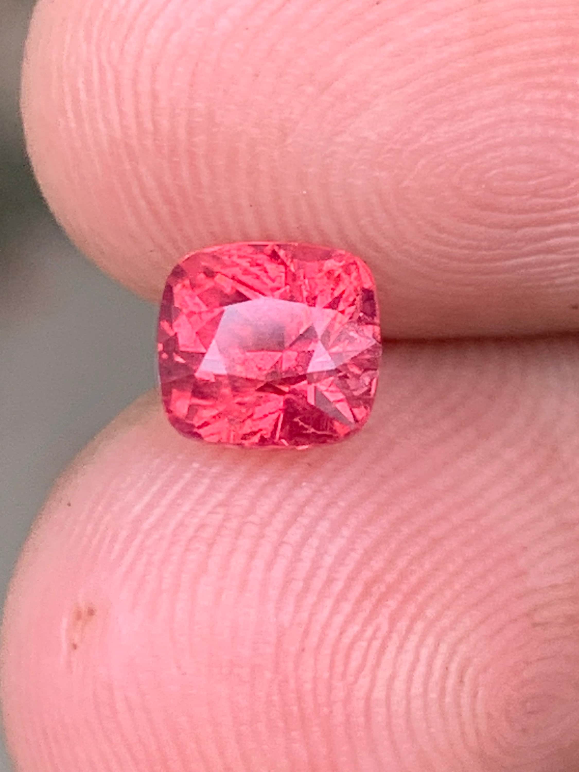Natural Mahenge Spinel 1.10 Carat Reddish Orange Mahenge Spinel Vivid ...
