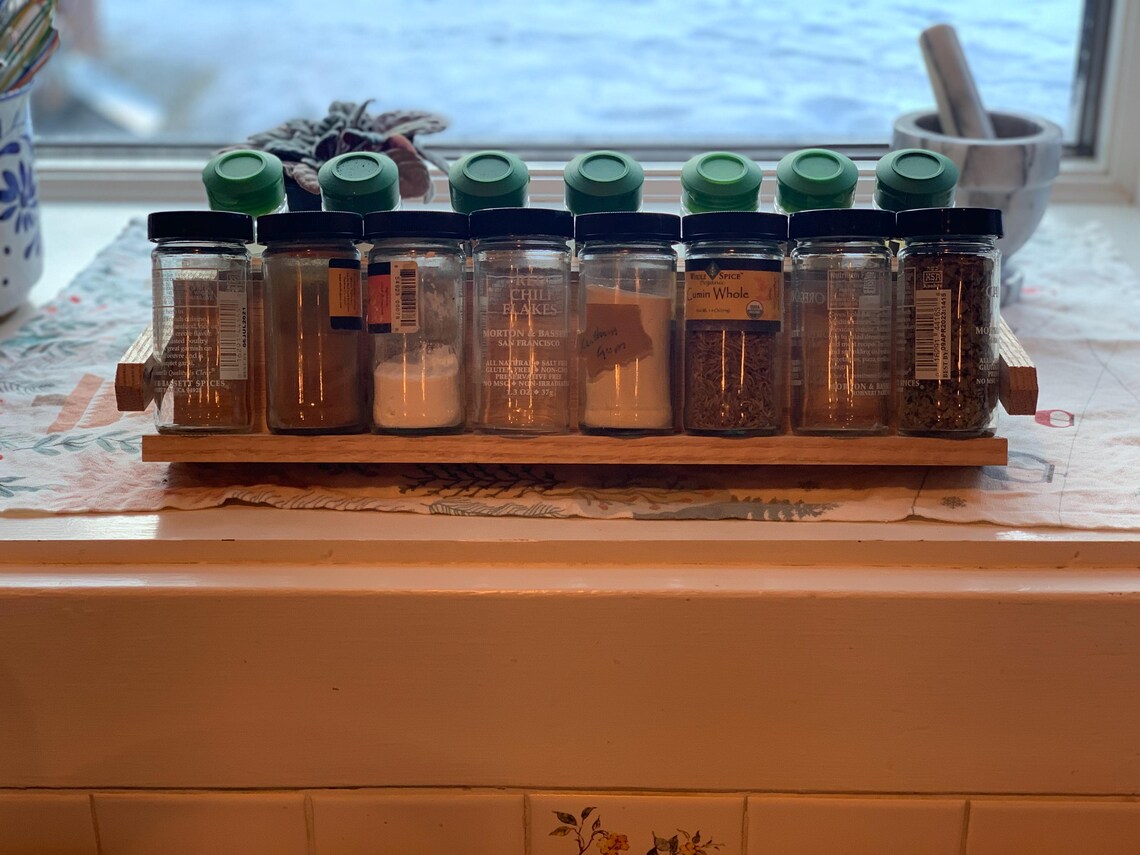 Spice Caddy, a Simple Portable Spice Rack for Countertop, Shelf or ...