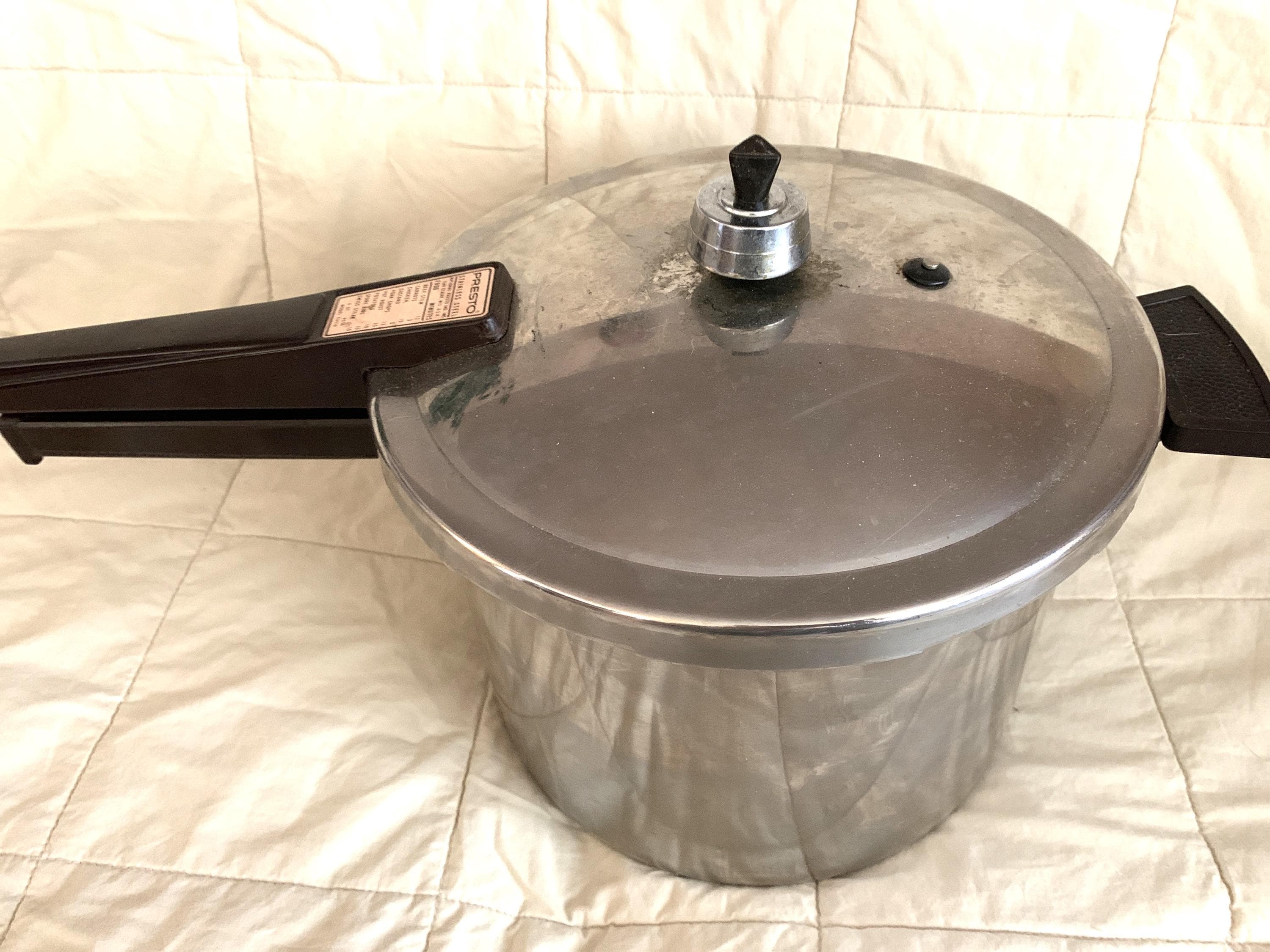 Vintage PRESTO 6 Quart Pressure Cooker Stainless Model C603A Giggler ...
