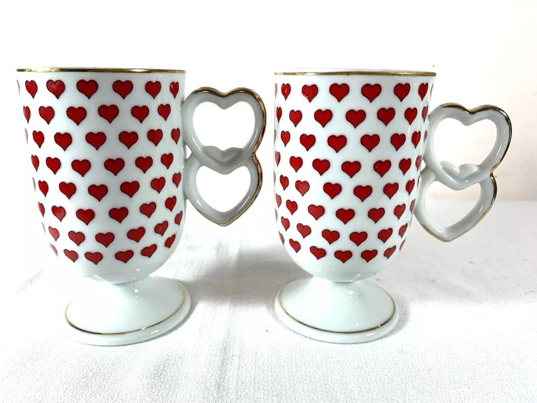 Vintage Set of 2 Coffee Mugs Cups Hearts W/heart Shaped Handles Gold ...
