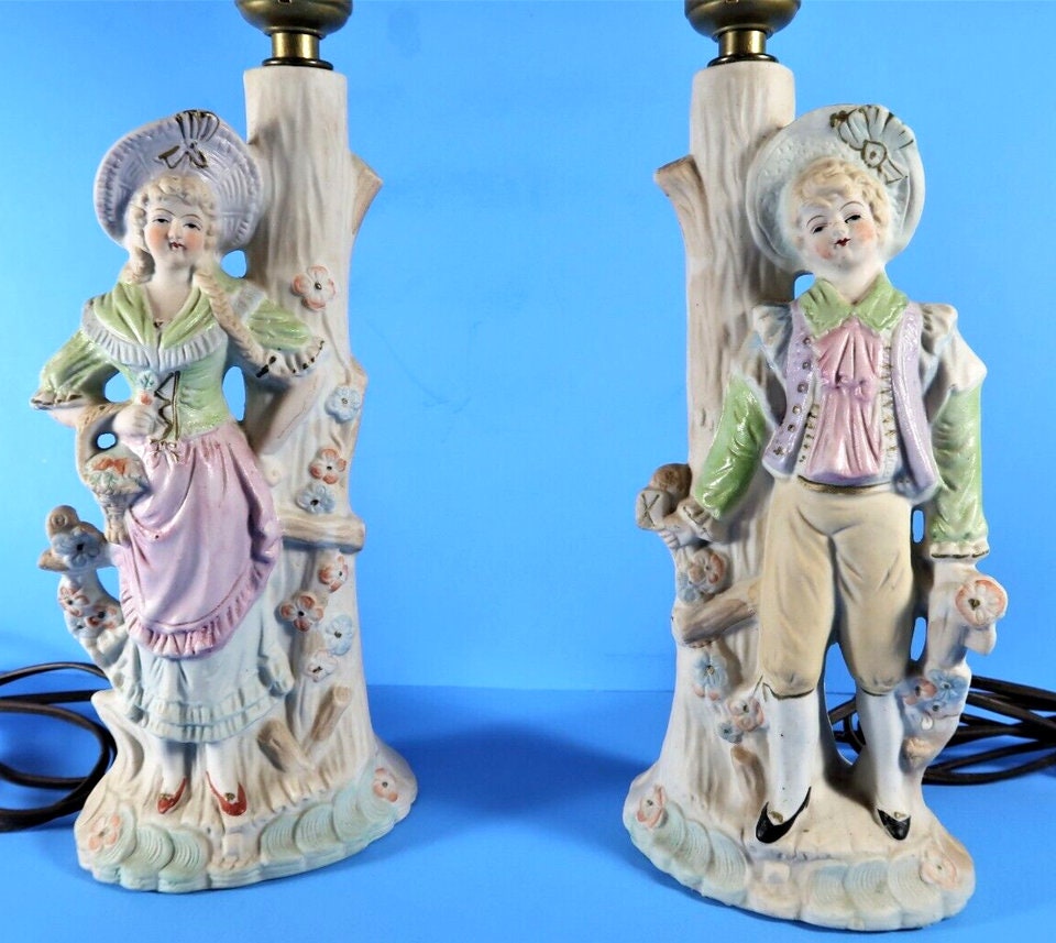 Vintage ROMANTIC Pair Lamps Hand Painted OCCUPIED JAPAN Cottage Bedroom ...