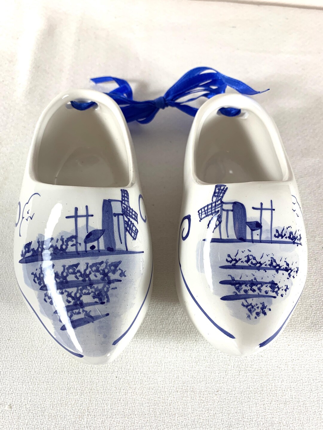 Vintage DELFT Pair of Hanging Ceramic Dutch Shoes, Delft Painted ...