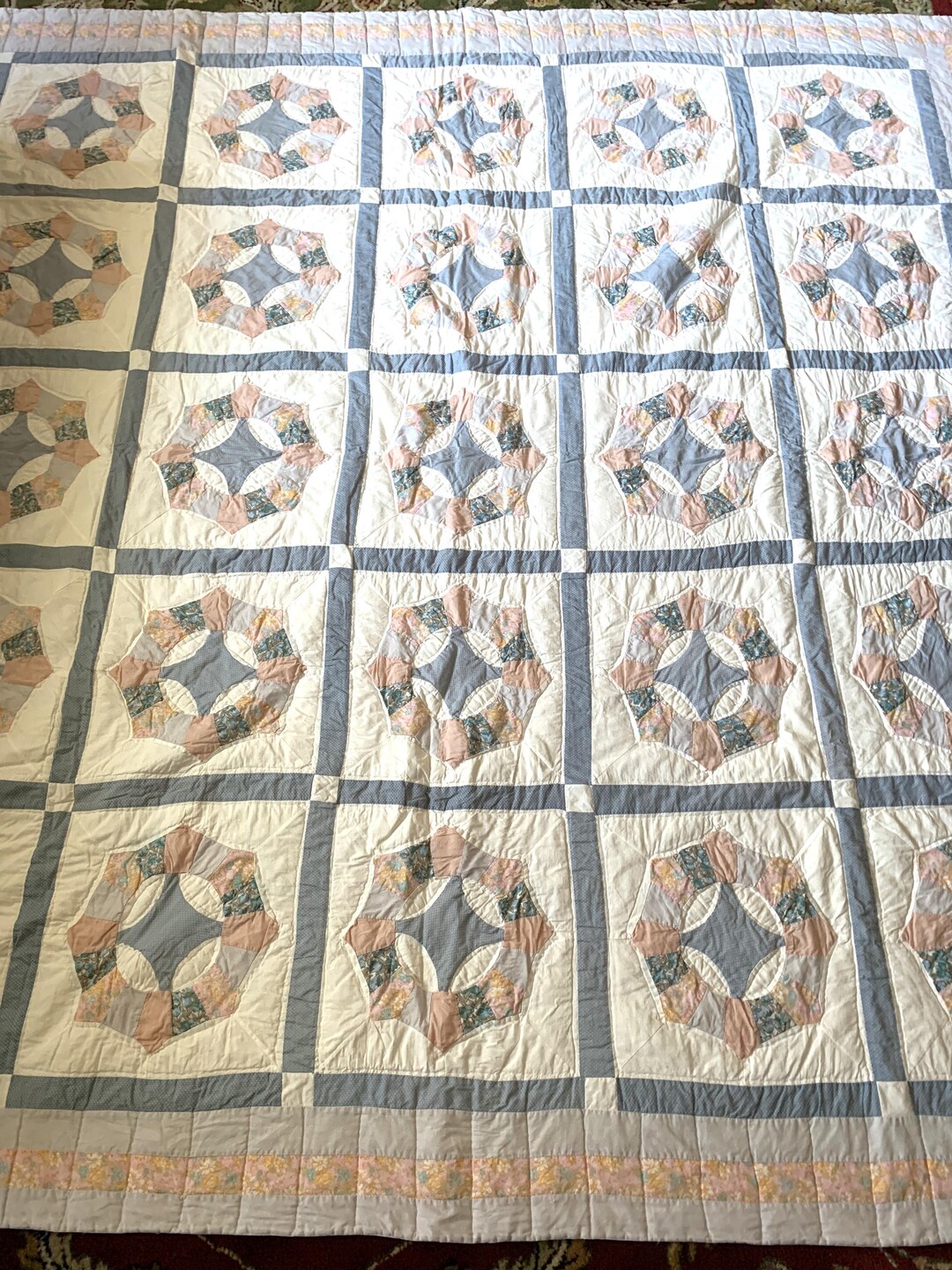 Vintage Hand Pieced Hand Quilted FULL Size Patchwork Quilt Light Pink ...