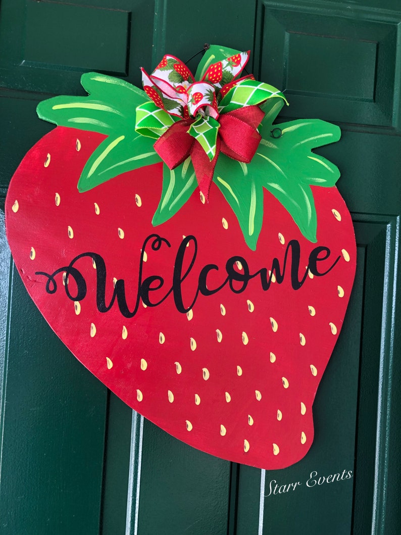 Strawberry Welcome Door Hanger. Strawberry Door Hanger. - Etsy