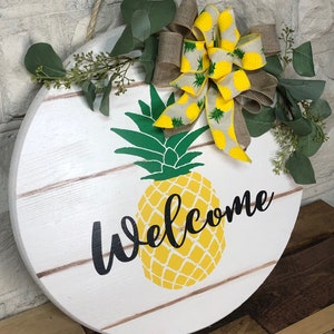 Welcome Pineapple Door Hanger. Welcome Signs. Pineapple Signs ...