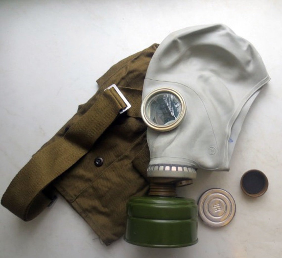 Soviet russian military Gas mask GP-5 S-size June 2020 | Etsy