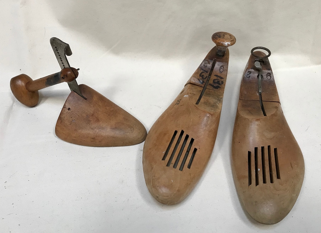 Vintage Wooden Hinged Shoe Forms - Etsy