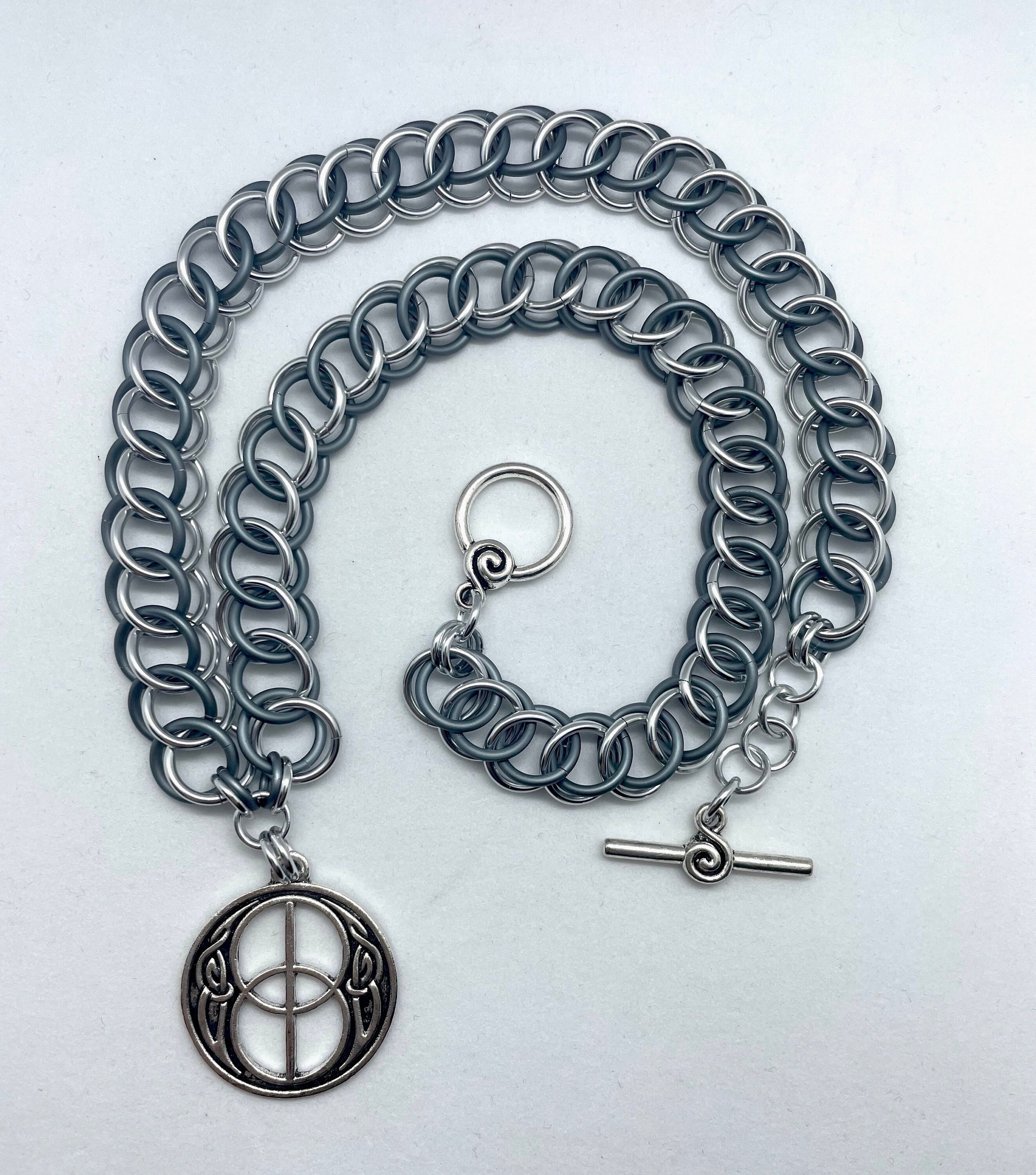 Celtic Knot Chain Mail Pendant Half Persian 3 in 1 Weave - Etsy