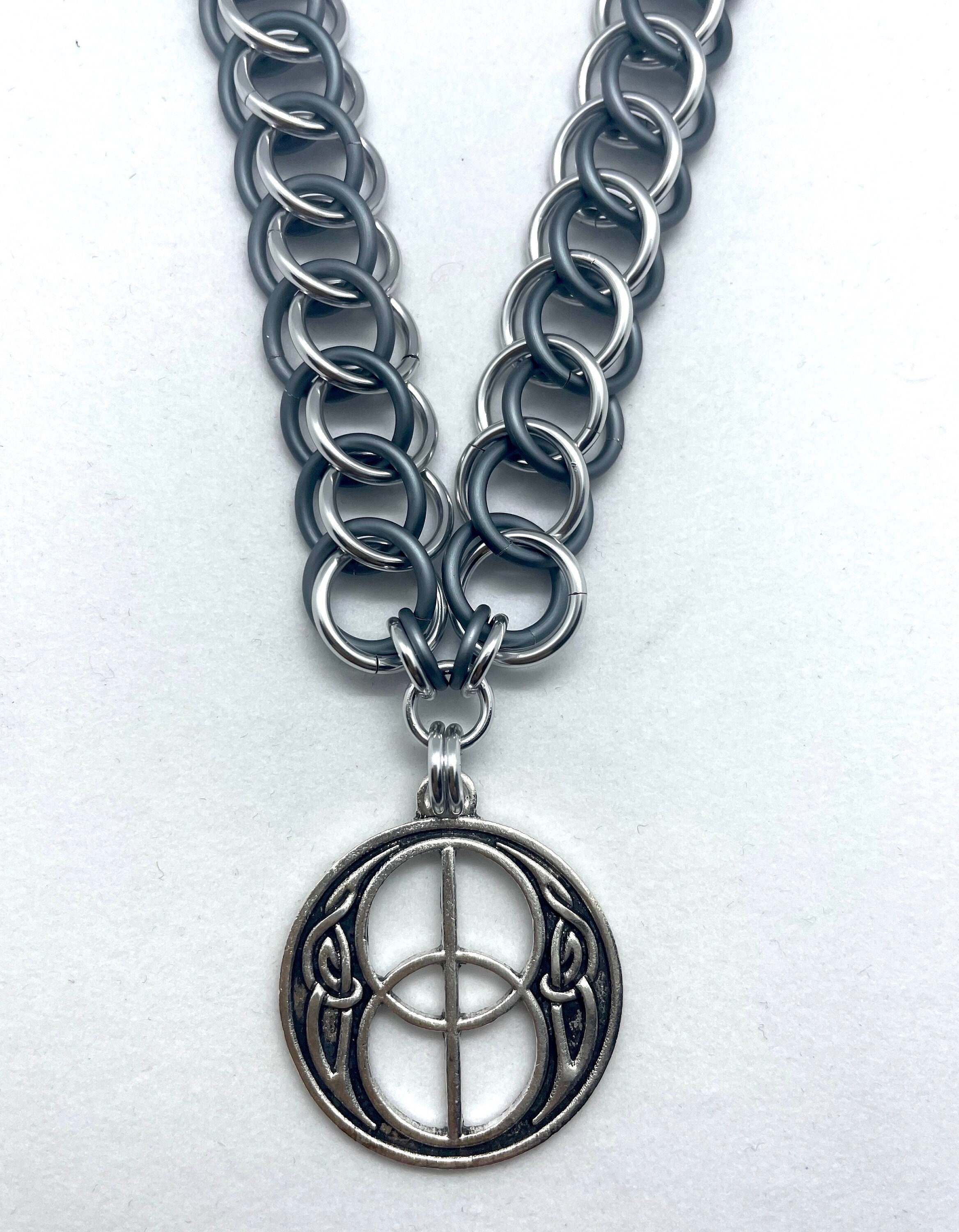 Celtic Knot Chain Mail Pendant Half Persian 3 in 1 Weave - Etsy