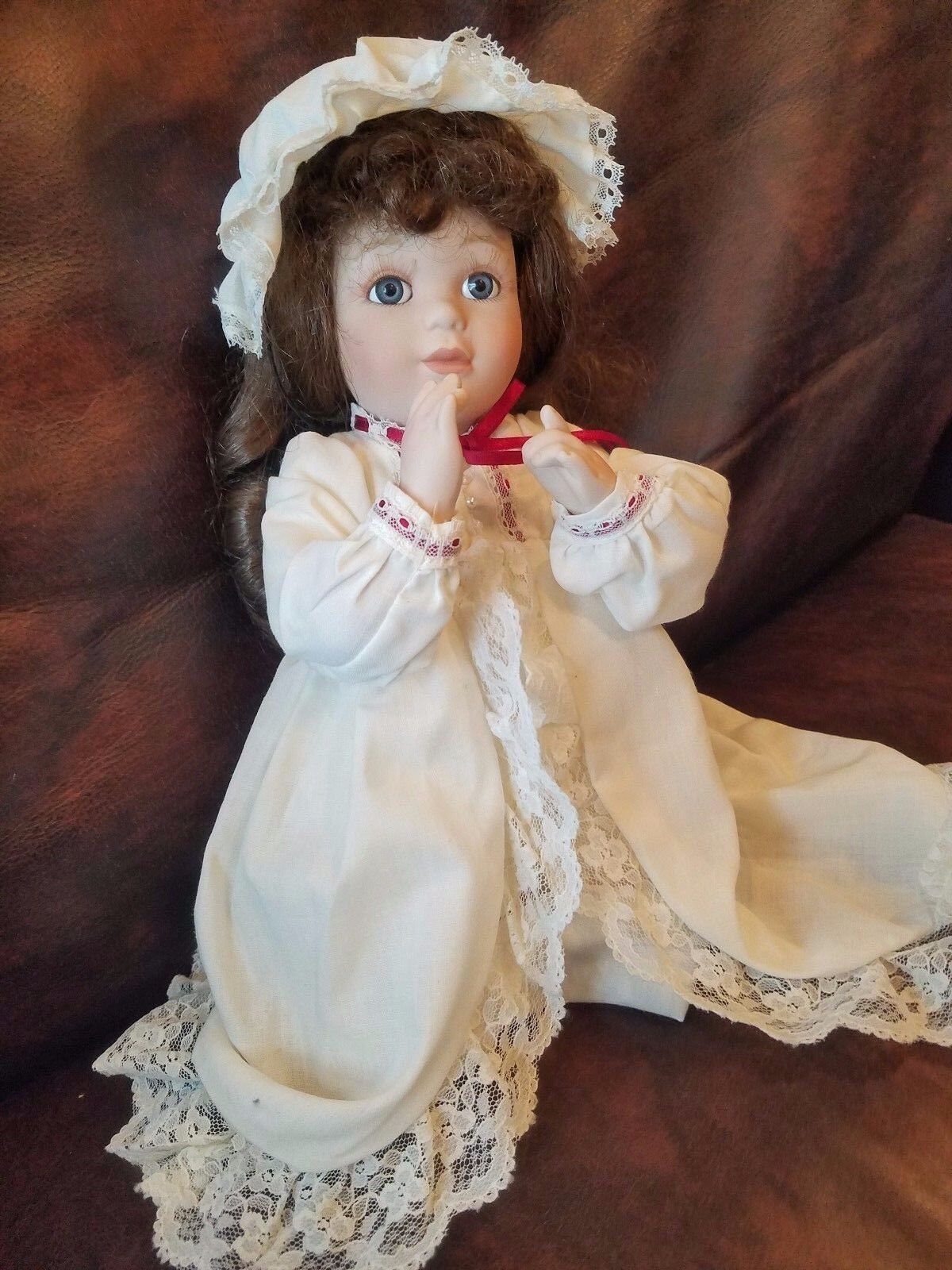 10 Kneeling 3 Doll Faith Georgetown Collectable by Joyce - Etsy