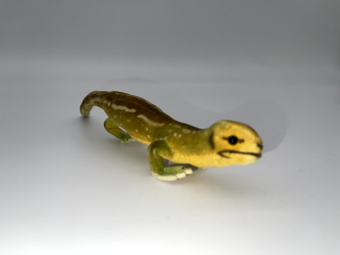 Steiff Lizzy the Lizard Has the Pin for the Flag on Tail - Etsy