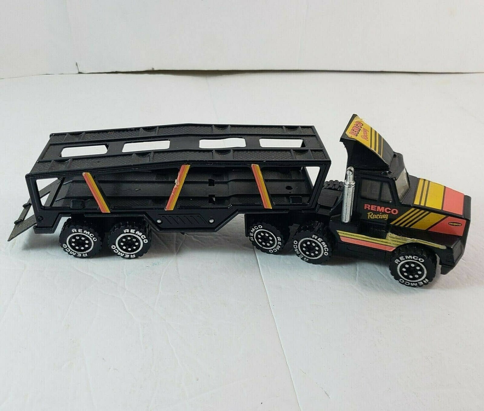 Vintage REMCO Racing 1986 Semi Car Carrier Transport Truck Toy Black 12 ...